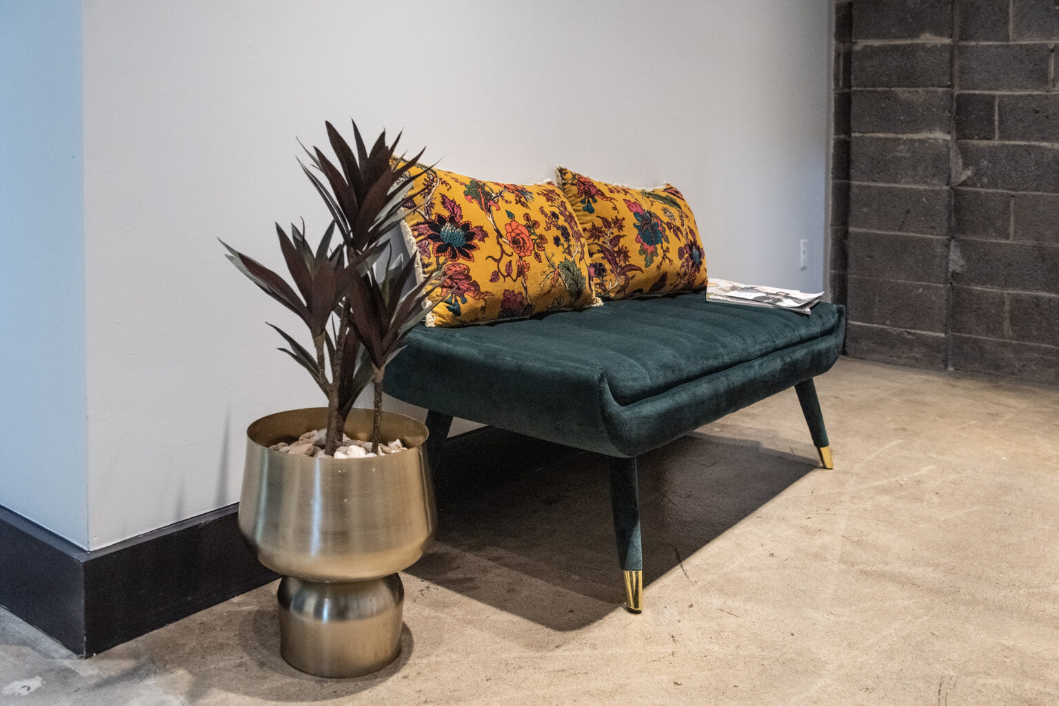 Salon Gallery - The Green Room